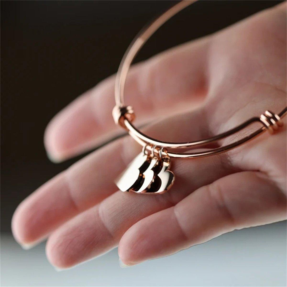 Personalized Heart Charm Bracelet - 6 Names | OurCoordinates